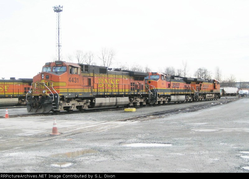 BNSF 4431 @ Delta Yard